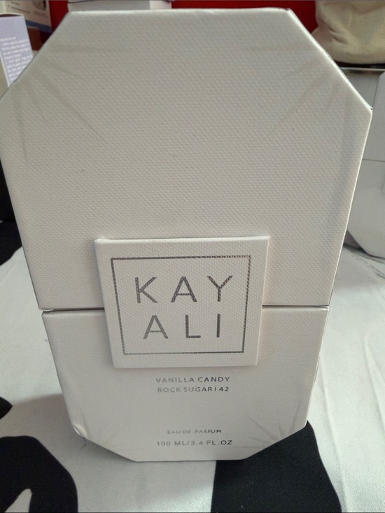 Kayali | Bath & Body | Weekend Sale Kayali Vanilla Candy Rock Sugar 42 ...